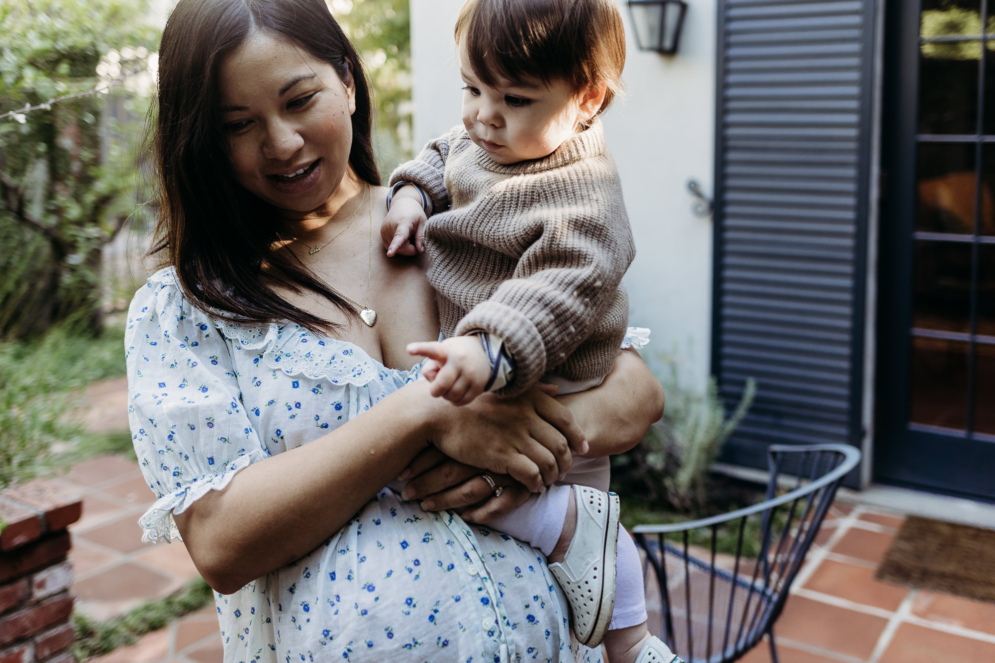 The Beauty of at Home Maternity Sessions - Studio Sido